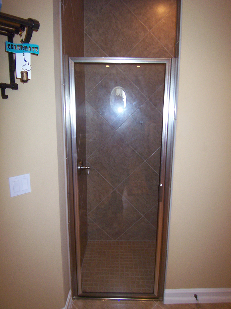 View Our 1/4" Semi Frameless Door Panels Gallery | Call 407-831-3383